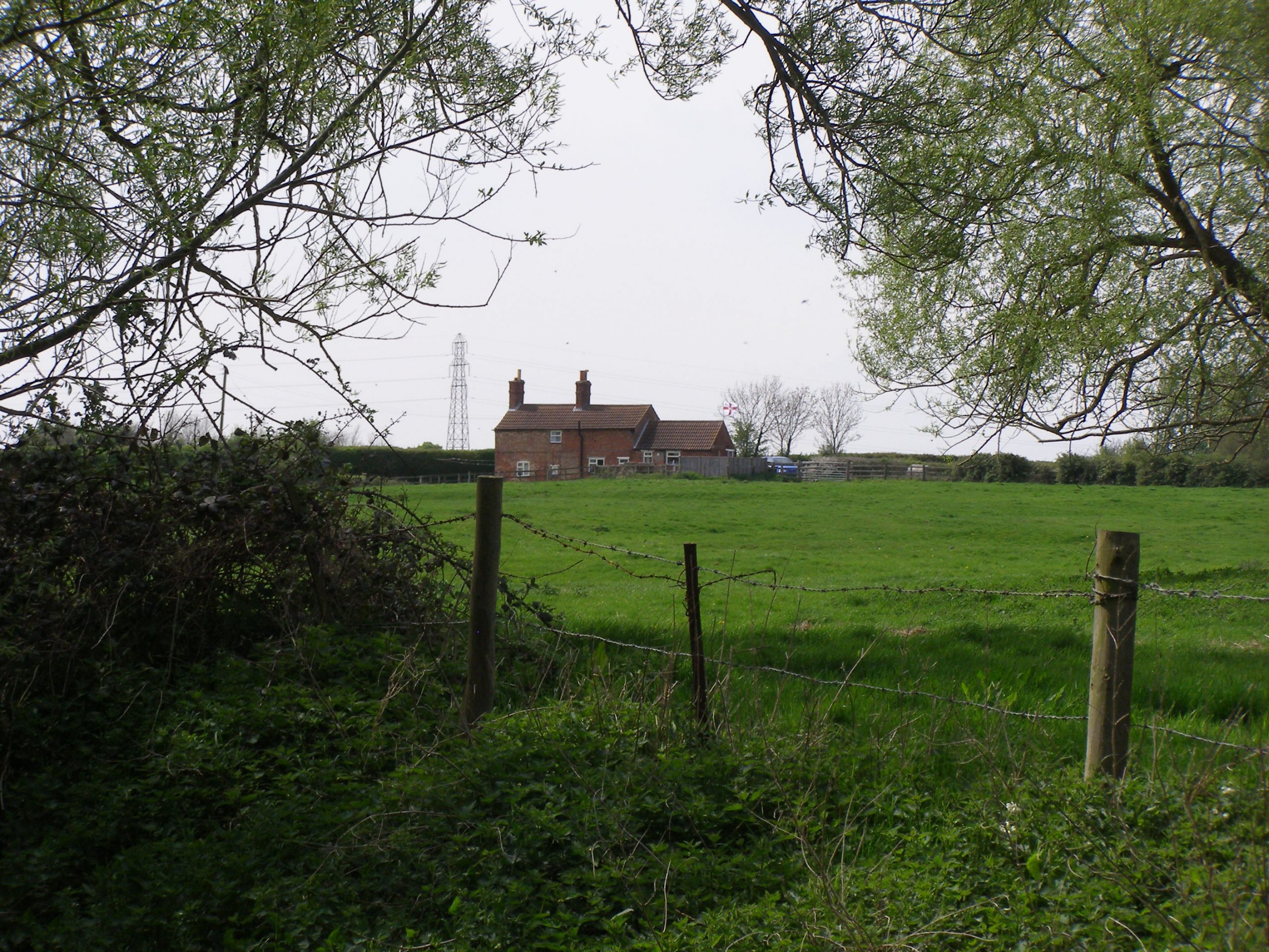 Stenwith farm cottage, seen from the Lock House grounds. | Bottesford ...
